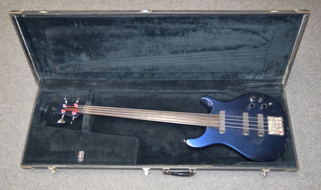 Paul Reed Smith PRS 4 String Fretless Bass Guitar 1988 Royal Metallic ...
