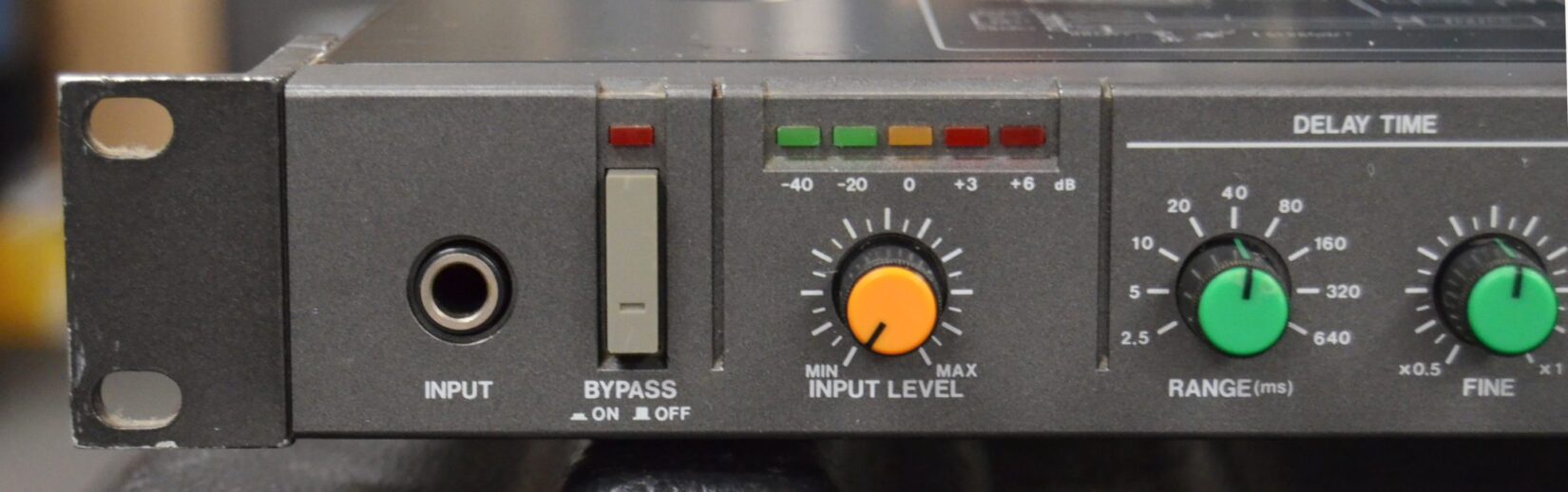 Boss - DE-200 Rack Mount Digital Delay Effects Unit - Used | The Guitar ...