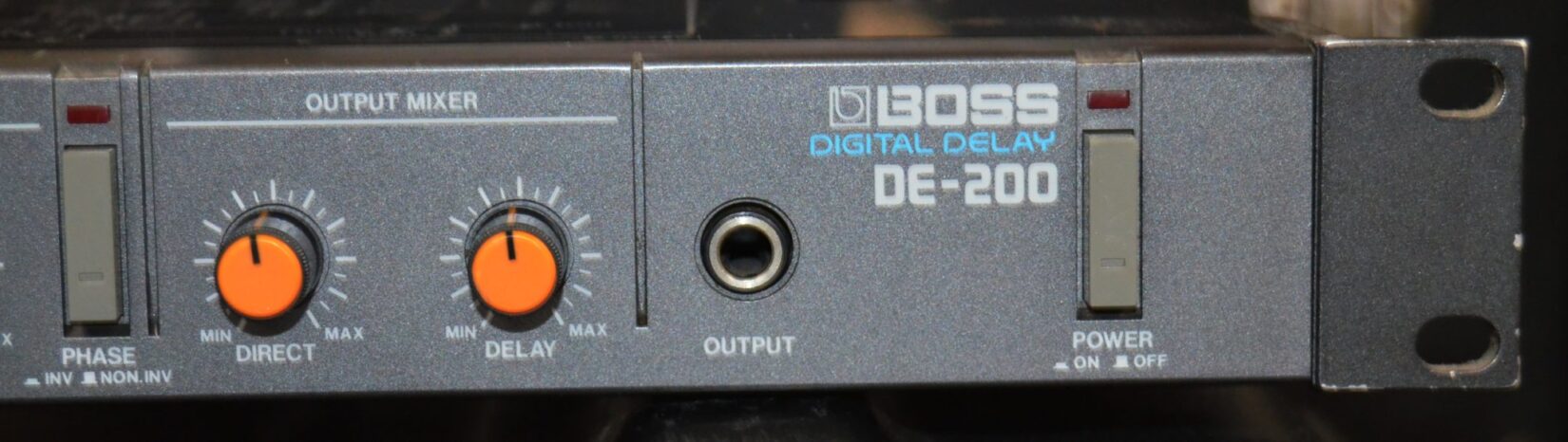Boss - DE-200 Rack Mount Digital Delay Effects Unit - Used | The Guitar ...
